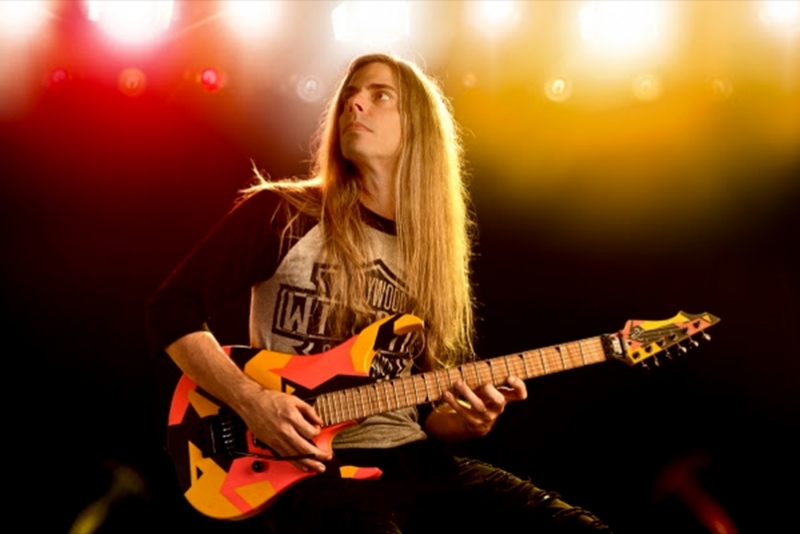 NOVA DIDÁTICA PARA O APRENDIZADO DE GUITARRA CRIADA POR ALEX MEISTER