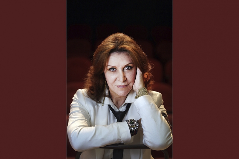 ATRIZ ÍTALA NANDI APRESENTA ESPETÁCULO “PAIXÃO VIVA” EM GRAVATAÍ