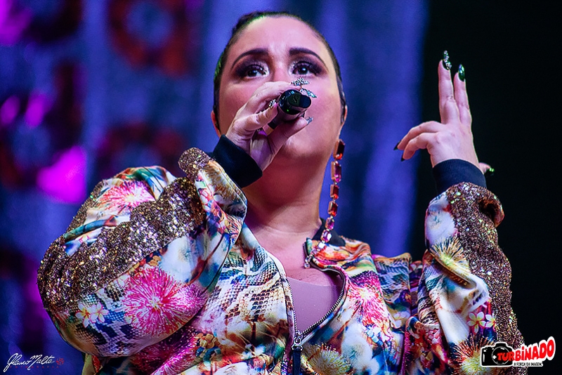 MARIA RITA LEVANTOU O AUDITÓRIO ARAÚJO VIANNA COM O "SAMBA DA MARIA"